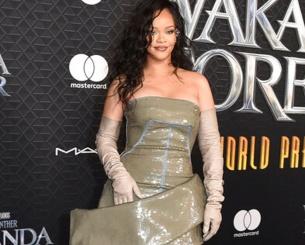 Rihanna estreia “Lift Me Up” no top 3 da Billboard Hot 100 - Rádio ...